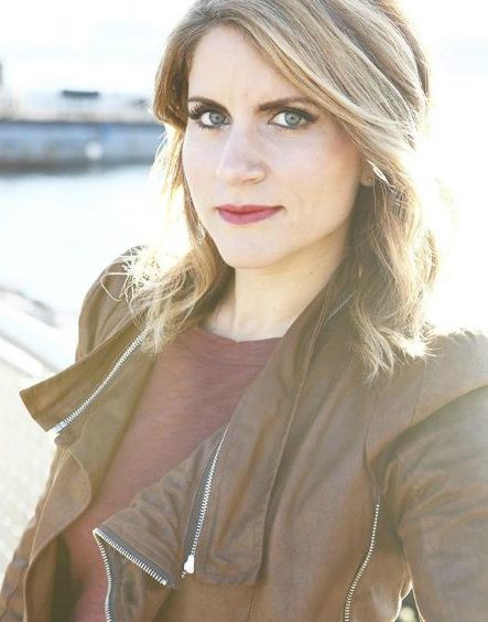 Bio, & Wiki of "American comedian" Brooke Van Poppelen