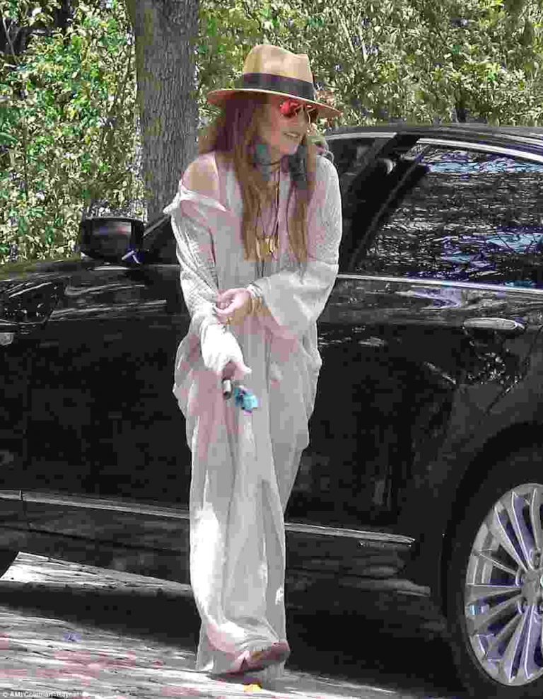 Who are Lisa Marie Presley's Children? Bio, Age, Net Worth, Exes